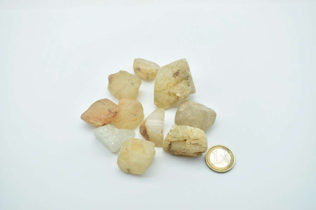 Raw Topaz 20g – MineralsClub
